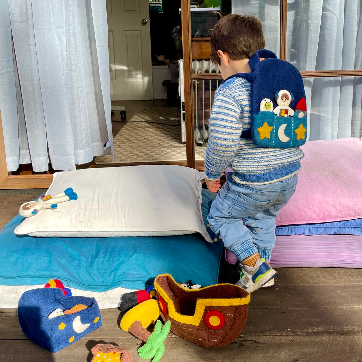 Kids Astronaut finger puppet back-pack | Pashom kids bags